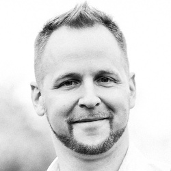 Huszár Péter on Fstoppers