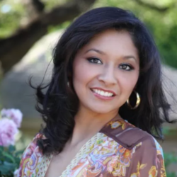 Lynnet Perez on Fstoppers