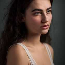 Veronika - Milan R on Fstoppers