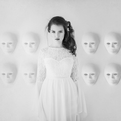 Bond - Teodora Dimitrova on Fstoppers