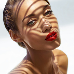 Colour Revolution - Jordan Hartley on Fstoppers