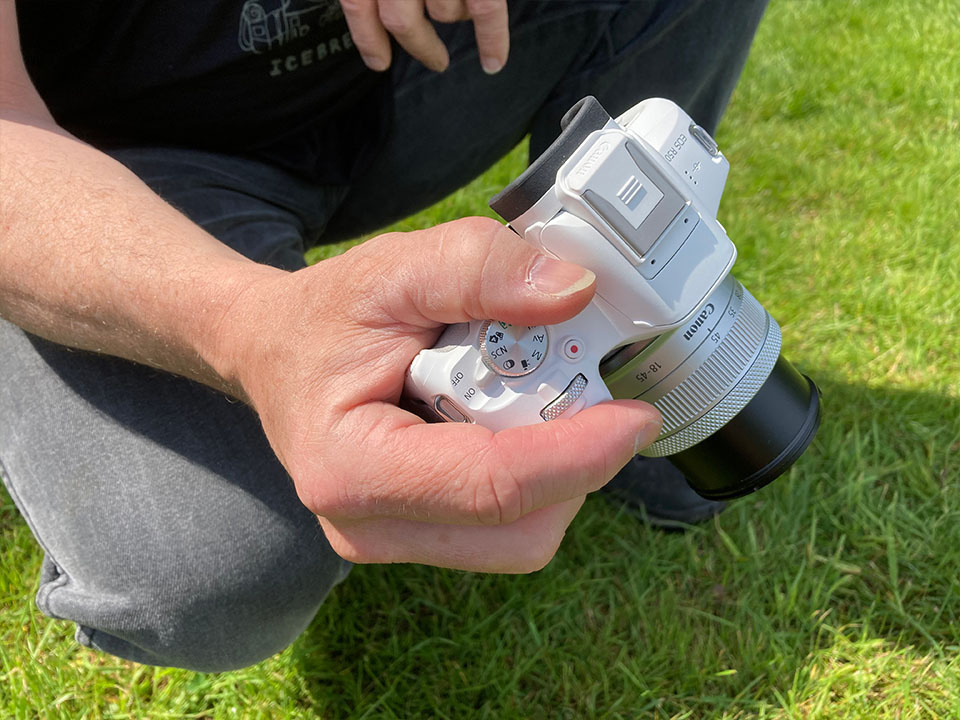 We Review the Tiny Canon EOS R50 Mirrorless Camera | Fstoppers