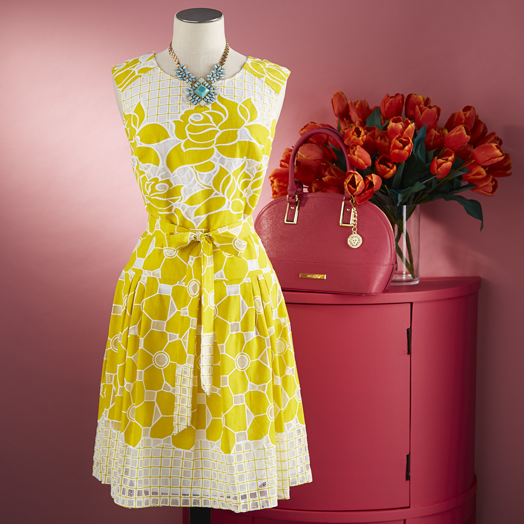 Yellow Dress, Pink Set by Matthew Smith | Fstoppers