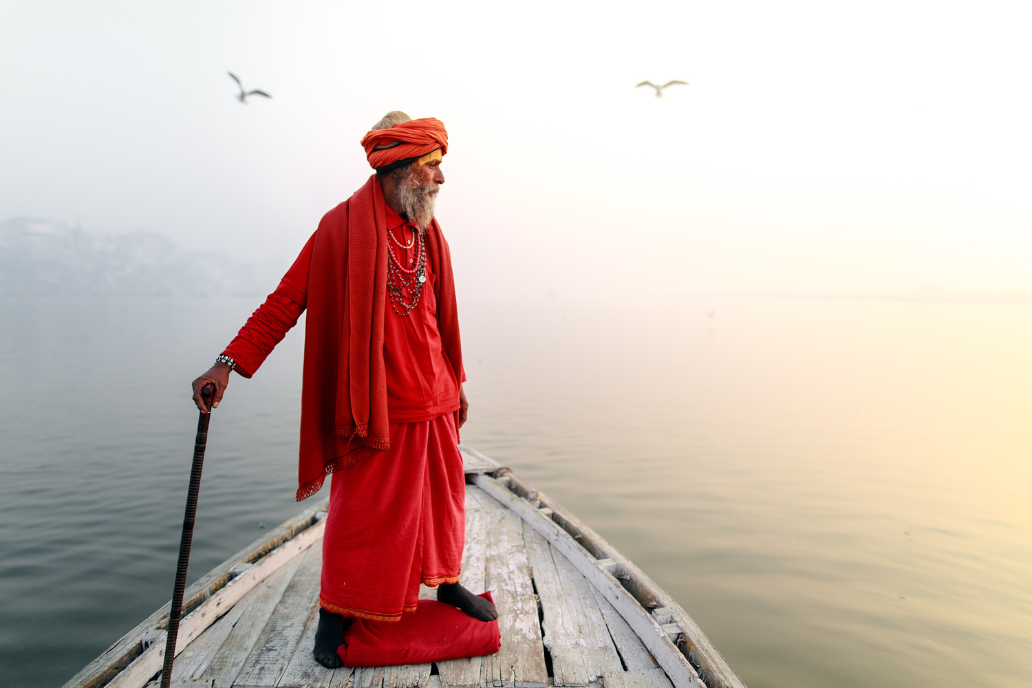 Holly man on a boat | Fstoppers