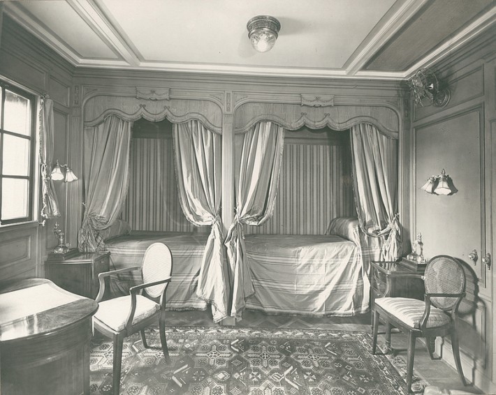 A Glimpse at Shipbuilding in the Early 20th Century | Fstoppers