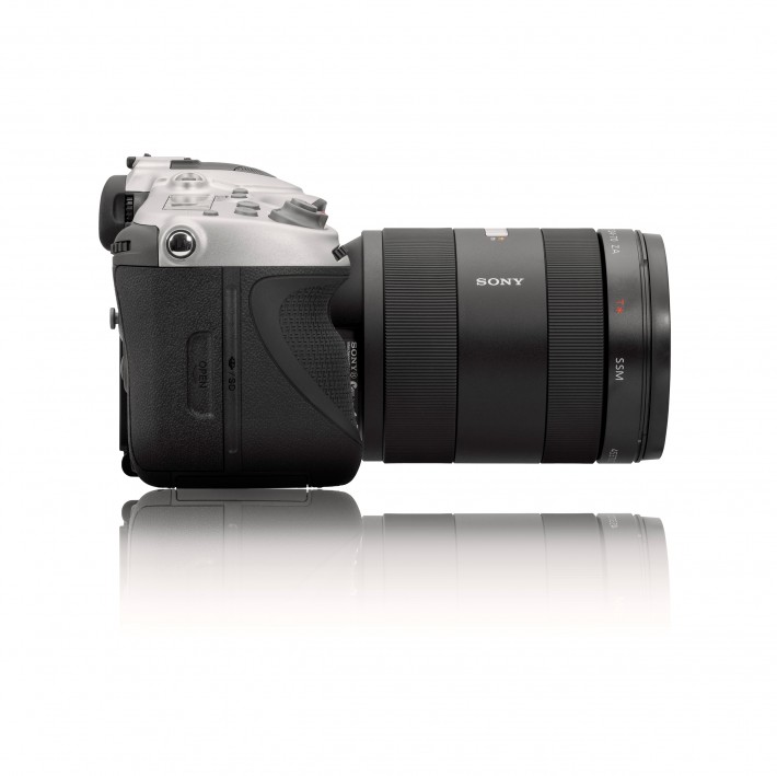 Hasselblad Stays the Course on Sony Rebrands, Releases "Hasselblad HV ...