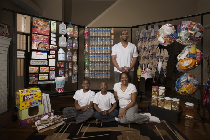 Fstoppers Exclusive Interview With Peter Menzel's New Project: Waste in ...